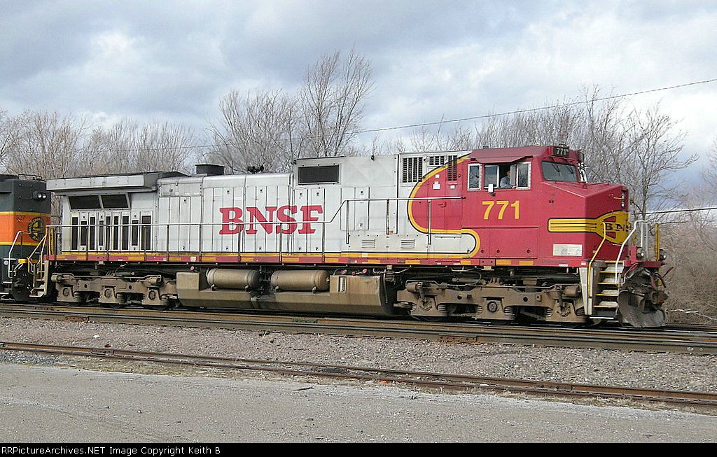 BNSF 771